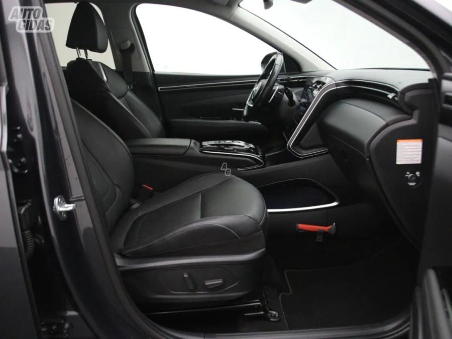 Grey Hyundai Tucson 2022 in Vilnius, with an engine capacity of 1.60 L and mileage of 116 thousand km for 24999 €, photo 15 on AUTOMOTO.COM.LV