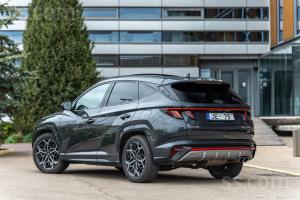 Pelēks Hyundai Tucson 2022 Rīga, ar dzinēja tilpumu 1.60 L un nobraukumu 135 tūkst. km par 20900 €, foto 3 vietnē AUTOMOTO.COM.LV