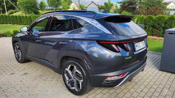 Pelēks Hyundai Tucson 2022 Viļņa, ar dzinēja tilpumu 1.60 L un nobraukumu 54 tūkst. km par 25800 €, foto 2 vietnē AUTOMOTO.COM.LV