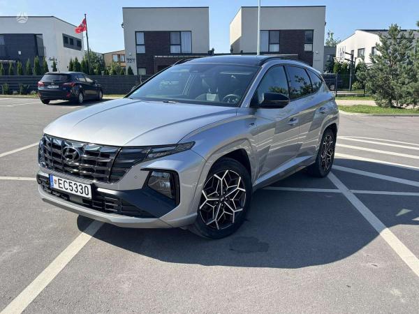 Grey Hyundai Tucson 2022 in Vilnius, with an engine capacity of 1.60 L and mileage of 48 thousand km for 29900 €, photo 2 on AUTOMOTO.COM.LV
