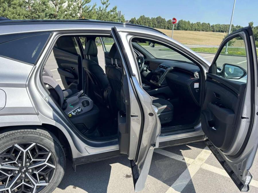 Pelēks Hyundai Tucson 2022 Viļņa, ar dzinēja tilpumu 1.60 L un nobraukumu 48 tūkst. km par 29900 €, foto 12 vietnē AUTOMOTO.COM.LV