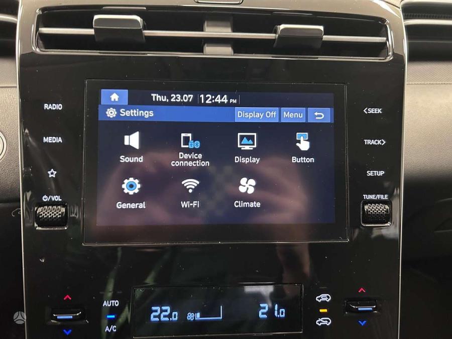 Pelēks Hyundai Tucson 2022 Viļņa, ar dzinēja tilpumu 1.60 L un nobraukumu 70 tūkst. km par 17500 €, foto 20 vietnē AUTOMOTO.COM.LV