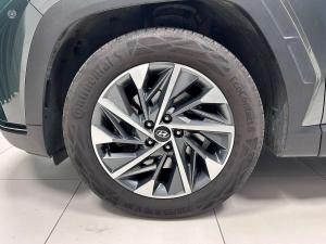 Pelēks Hyundai Tucson 2022 Viļņa, ar dzinēja tilpumu 1.60 L un nobraukumu 70 tūkst. km par 17500 €, foto 24 vietnē AUTOMOTO.COM.LV