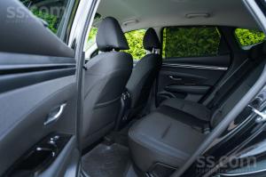 Pelēks Hyundai Tucson 2022 Rīga, ar dzinēja tilpumu 1.60 L un nobraukumu 44 tūkst. km par 25500 €, foto 14 vietnē AUTOMOTO.COM.LV