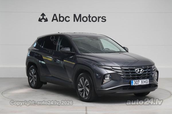 Grey Hyundai Tucson 2022 in Tallinn, with an engine capacity of 1.60 L and mileage of 45 thousand km for 19900 €, photo 3 on AUTOMOTO.COM.LV