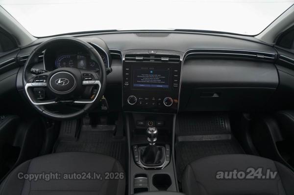 Grey Hyundai Tucson 2022 in Tallinn, with an engine capacity of 1.60 L and mileage of 45 thousand km for 19900 €, photo 8 on AUTOMOTO.COM.LV