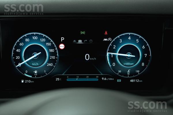 Grey Hyundai Tucson 2022 in Riga, with an engine capacity of 1.60 L and mileage of 48 thousand km for 23490 €, photo 7 on AUTOMOTO.COM.LV