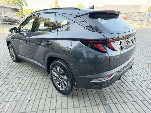 Grey Hyundai Tucson 2022 in Kaunas, with an engine capacity of 1.60 L and mileage of 214 thousand km for 15900 €, photo 5 on AUTOMOTO.COM.LV