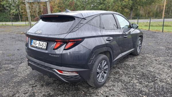 Grey Hyundai Tucson 2022 in Riga, with an engine capacity of 1.60 L and mileage of 163 thousand km for 18500 €, photo 4 on AUTOMOTO.COM.LV