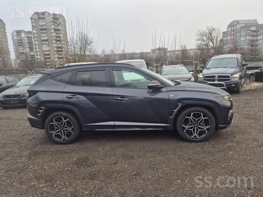 Pelēks Hyundai Tucson 2023 Rīga, ar dzinēja tilpumu 1.60 L un nobraukumu 33 tūkst. km par 29290 €, foto 5 vietnē AUTOMOTO.COM.LV