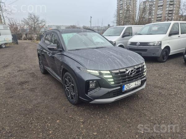 Pelēks Hyundai Tucson 2023 Rīga, ar dzinēja tilpumu 1.60 L un nobraukumu 33 tūkst. km par 29290 €, foto 2 vietnē AUTOMOTO.COM.LV