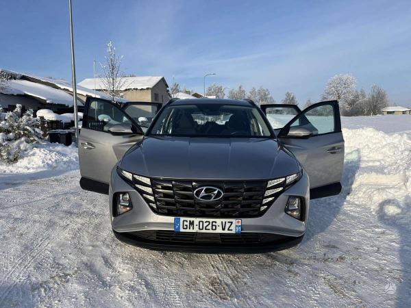 Grey Hyundai Tucson 2023 in Telschi, with an engine capacity of 1.60 L and mileage of 107 thousand km for 22700 €, photo 1 on AUTOMOTO.COM.LV