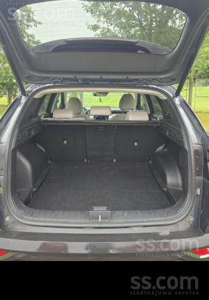 Grey Hyundai Tucson 2023 in Tukums, with an engine capacity of 1.60 L and mileage of 42 thousand km for 27000 €, photo 4 on AUTOMOTO.COM.LV