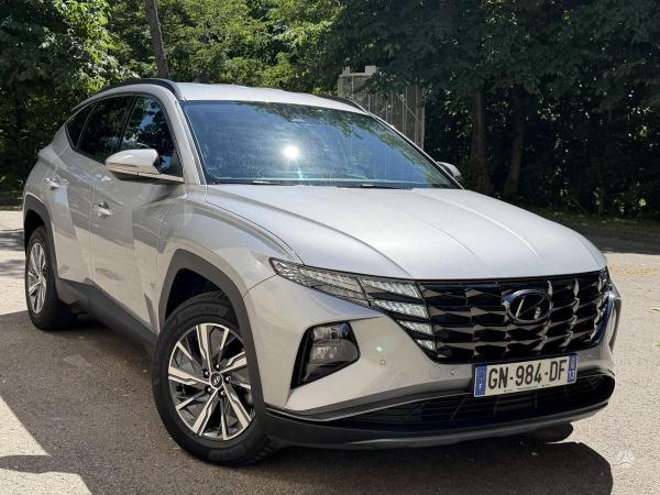 Grey Hyundai Tucson 2023 in Taurage, with an engine capacity of 1.60 L and mileage of 162 thousand km for 18500 €, photo 3 on AUTOMOTO.COM.LV