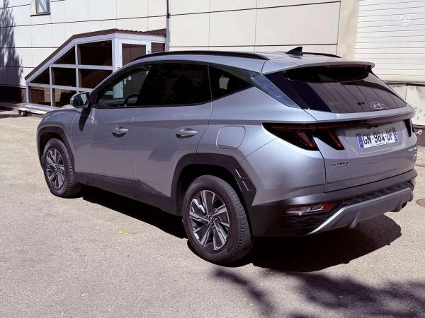 Grey Hyundai Tucson 2023 in Taurage, with an engine capacity of 1.60 L and mileage of 162 thousand km for 18500 €, photo 9 on AUTOMOTO.COM.LV