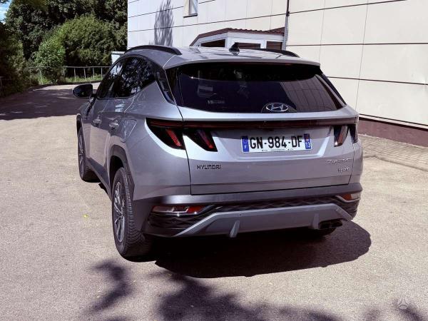 Grey Hyundai Tucson 2023 in Taurage, with an engine capacity of 1.60 L and mileage of 162 thousand km for 18500 €, photo 10 on AUTOMOTO.COM.LV
