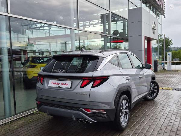 Pelēks Hyundai Tucson 2023 Viļņa, ar dzinēja tilpumu 1.60 L un nobraukumu 39 tūkst. km par 23900 €, foto 4 vietnē AUTOMOTO.COM.LV