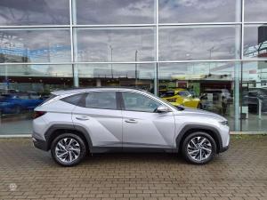 Grey Hyundai Tucson 2023 in Vilnius, with an engine capacity of 1.60 L and mileage of 39 thousand km for 23900 €, photo 6 on AUTOMOTO.COM.LV