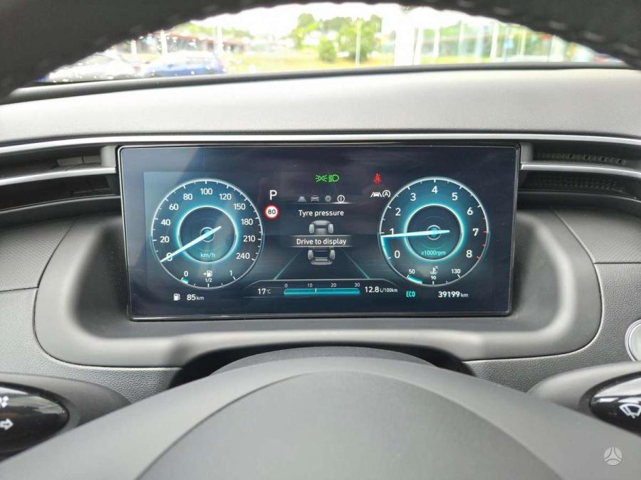 Grey Hyundai Tucson 2023 in Vilnius, with an engine capacity of 1.60 L and mileage of 39 thousand km for 23900 €, photo 17 on AUTOMOTO.COM.LV