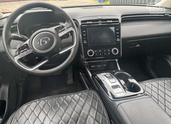 Grey Hyundai Tucson 2023 in Vilnius, with an engine capacity of 1.60 L and mileage of 78 thousand km for 16900 €, photo 8 on AUTOMOTO.COM.LV