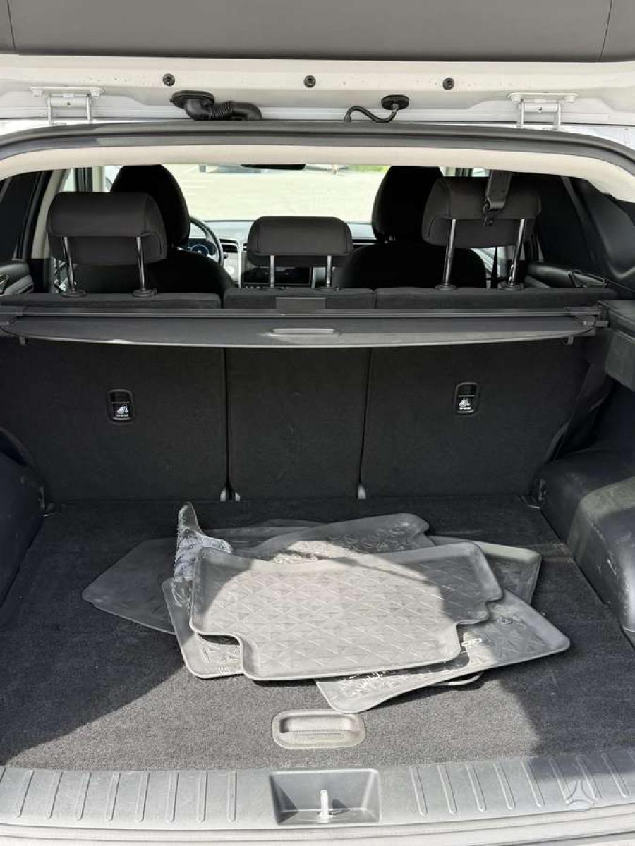 Grey Hyundai Tucson 2023 in Taurage, with an engine capacity of 1.60 L and mileage of 162 thousand km for 18300 €, photo 10 on AUTOMOTO.COM.LV