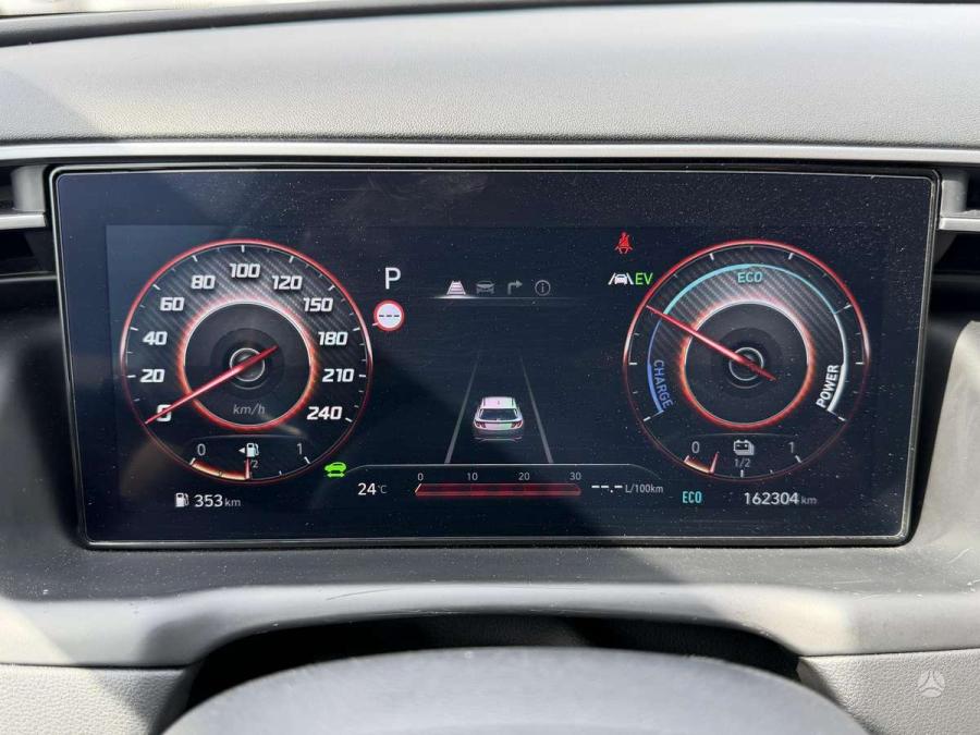 Grey Hyundai Tucson 2023 in Taurage, with an engine capacity of 1.60 L and mileage of 162 thousand km for 18300 €, photo 24 on AUTOMOTO.COM.LV