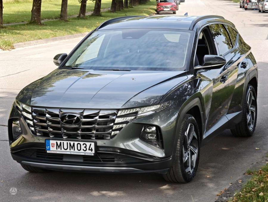 Grey Hyundai Tucson 2023 in Vilnius, with an engine capacity of 1.60 L and mileage of 74 thousand km for 25000 €, photo 3 on AUTOMOTO.COM.LV