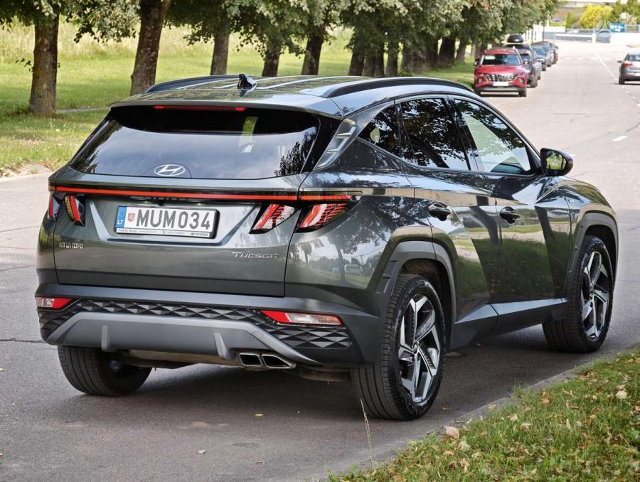 Grey Hyundai Tucson 2023 in Vilnius, with an engine capacity of 1.60 L and mileage of 74 thousand km for 25000 €, photo 8 on AUTOMOTO.COM.LV
