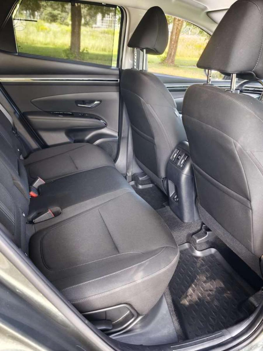 Grey Hyundai Tucson 2023 in Vilnius, with an engine capacity of 1.60 L and mileage of 74 thousand km for 25000 €, photo 27 on AUTOMOTO.COM.LV