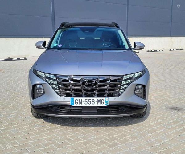 Grey Hyundai Tucson 2023 in Siauliai, with an engine capacity of 1.60 L and mileage of 135 thousand km for 24550 €, photo 3 on AUTOMOTO.COM.LV