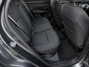 Grey Hyundai Tucson 2023 in Vilnius, with an engine capacity of 1.60 L and mileage of 95 thousand km for 23550 €, photo 22 on AUTOMOTO.COM.LV