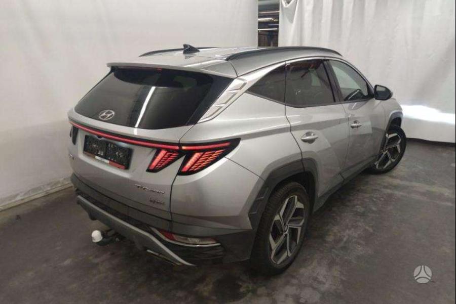 Pelēks Hyundai Tucson 2023 Viļņa, ar dzinēja tilpumu 1.60 L un nobraukumu 125 tūkst. km par 23490 €, foto 3 vietnē AUTOMOTO.COM.LV