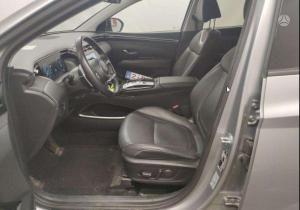 Pelēks Hyundai Tucson 2023 Viļņa, ar dzinēja tilpumu 1.60 L un nobraukumu 125 tūkst. km par 23490 €, foto 6 vietnē AUTOMOTO.COM.LV