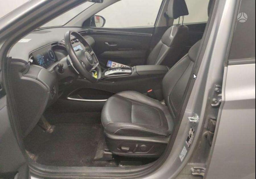 Pelēks Hyundai Tucson 2023 Viļņa, ar dzinēja tilpumu 1.60 L un nobraukumu 125 tūkst. km par 23490 €, foto 6 vietnē AUTOMOTO.COM.LV