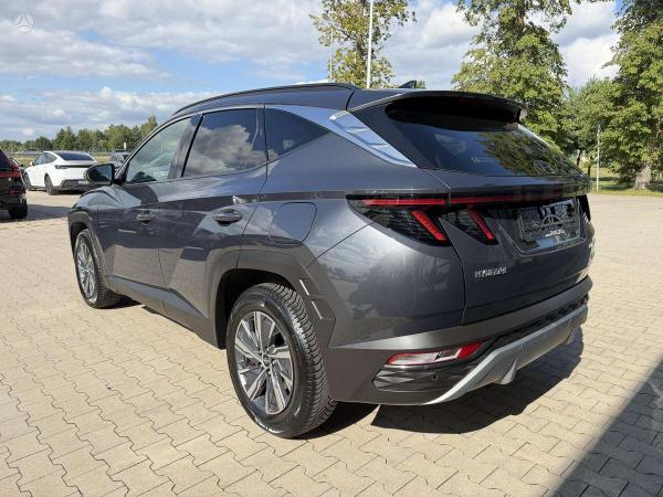 Hyundai Tucson 2023 Šauļi vietnē Pelēks Hyundai Tucson 2023 Šauļi, ar dzinēja tilpumu 1.60 L un nobraukumu 161 tūkst. km par 19990 €, foto 9 vietnē AUTOMOTO.COM.LV