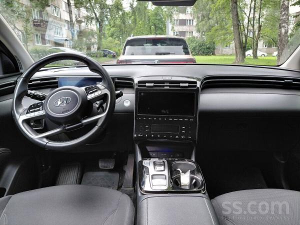 Pelēks Hyundai Tucson 2023 Rīga, ar dzinēja tilpumu 1.60 L un nobraukumu 76 tūkst. km par 23990 €, foto 8 vietnē AUTOMOTO.COM.LV