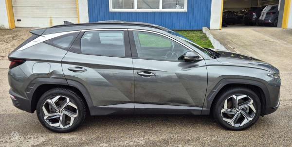 Grey Hyundai Tucson 2023 in Siauliai, with an engine capacity of 1.60 L and mileage of 44 thousand km for 22400 €, photo 3 on AUTOMOTO.COM.LV