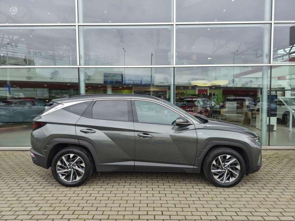 Pelēks Hyundai Tucson 2023 Viļņa, ar dzinēja tilpumu 1.60 L un nobraukumu 48 tūkst. km par 23900 €, foto 6 vietnē AUTOMOTO.COM.LV