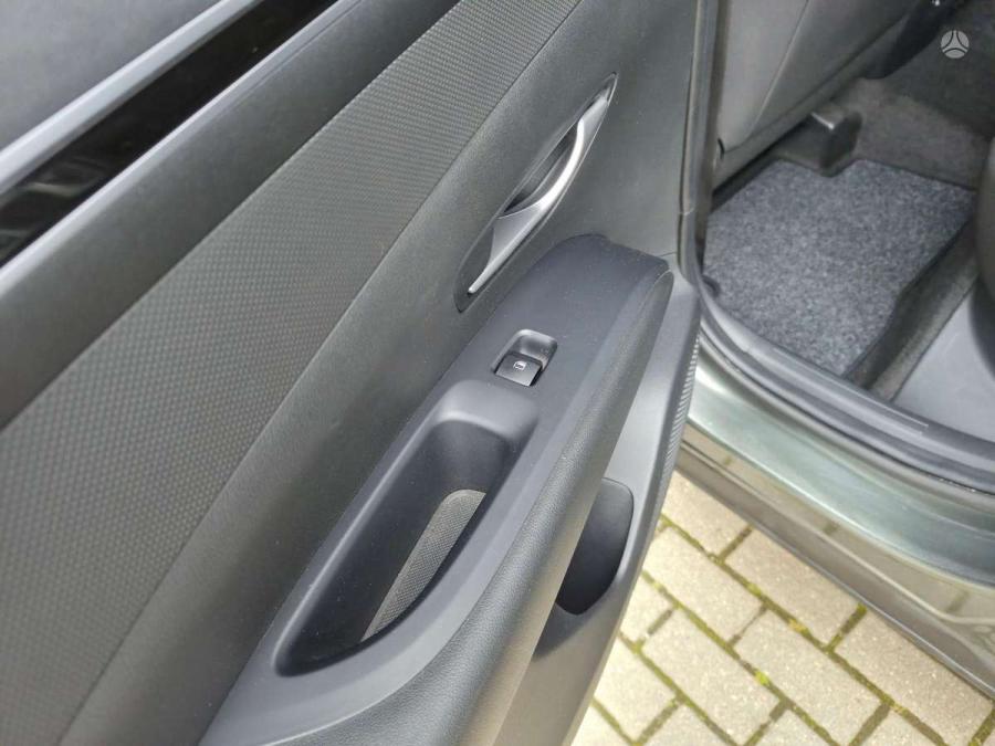 Grey Hyundai Tucson 2023 in Vilnius, with an engine capacity of 1.60 L and mileage of 48 thousand km for 23900 €, photo 26 on AUTOMOTO.COM.LV