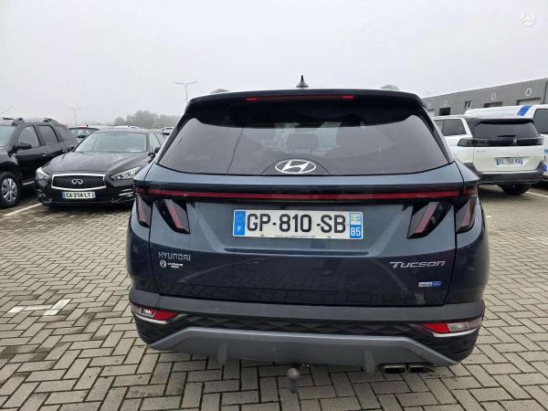 Grey Hyundai Tucson 2023 in Taurage, with an engine capacity of 1.60 L and mileage of 171 thousand km for 17182 €, photo 6 on AUTOMOTO.COM.LV