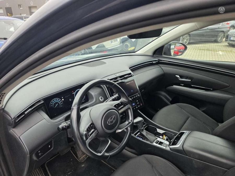 Pelēks Hyundai Tucson 2023 Tauragė, ar dzinēja tilpumu 1.60 L un nobraukumu 171 tūkst. km par 17182 €, foto 8 vietnē AUTOMOTO.COM.LV
