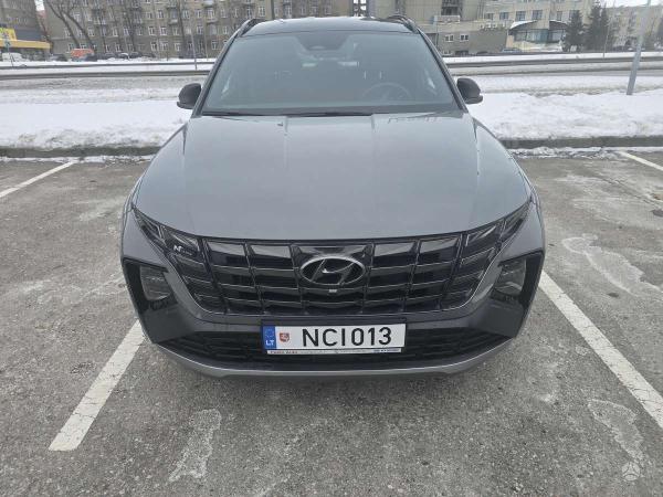 Grey Hyundai Tucson 2024 in Vilnius, with an engine capacity of 1.60 L and mileage of 25 thousand km for 34000 €, photo 8 on AUTOMOTO.COM.LV