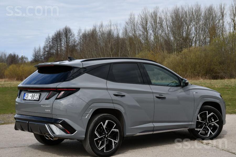 Grey Hyundai Tucson 2024 in Riga, with an engine capacity of 1.60 L and mileage of 9 thousand km for 33650 €, photo 8 on AUTOMOTO.COM.LV