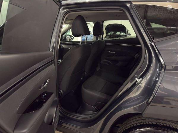 Pelēks Hyundai Tucson 2024 Viļņa, ar dzinēja tilpumu 1.60 L un nobraukumu 31 tūkst. km par 26900 €, foto 9 vietnē AUTOMOTO.COM.LV