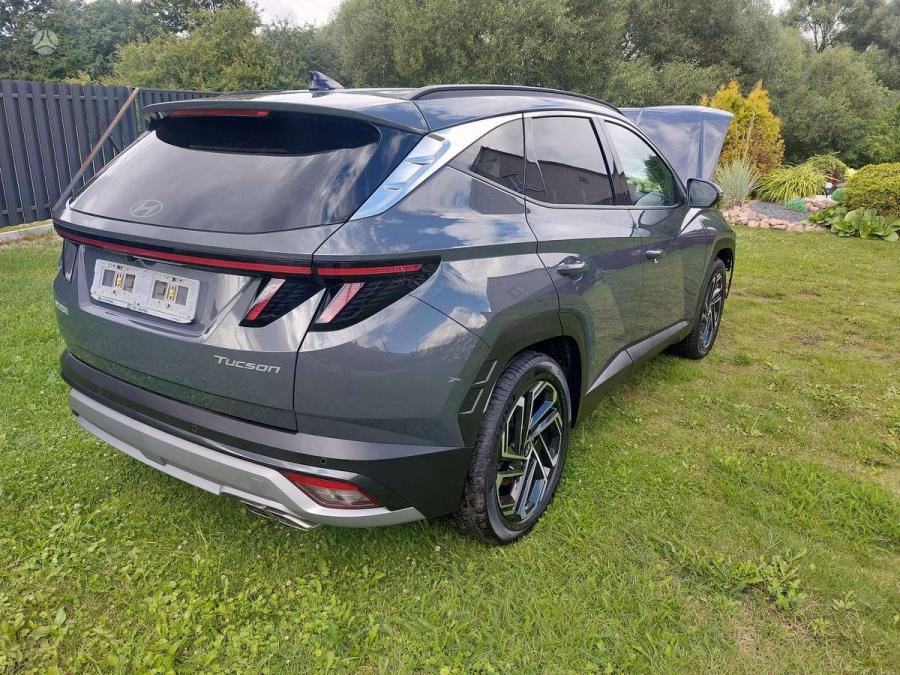 Grey Hyundai Tucson 2024 in Kedainiai, with an engine capacity of 1.60 L and mileage of 21 thousand km for 12950 €, photo 1 on AUTOMOTO.COM.LV