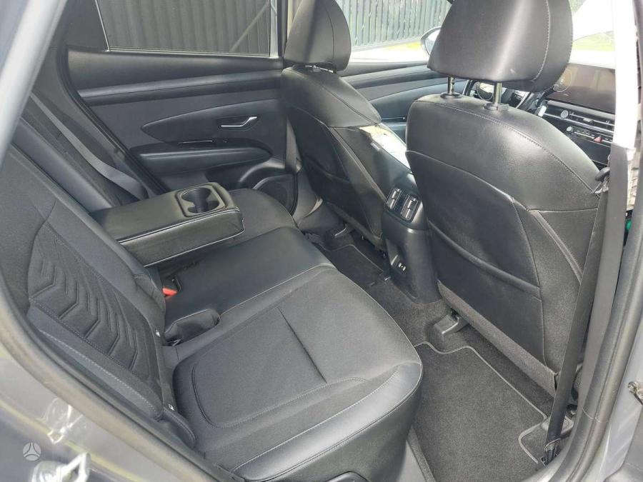 Grey Hyundai Tucson 2024 in Kedainiai, with an engine capacity of 1.60 L and mileage of 21 thousand km for 12950 €, photo 24 on AUTOMOTO.COM.LV