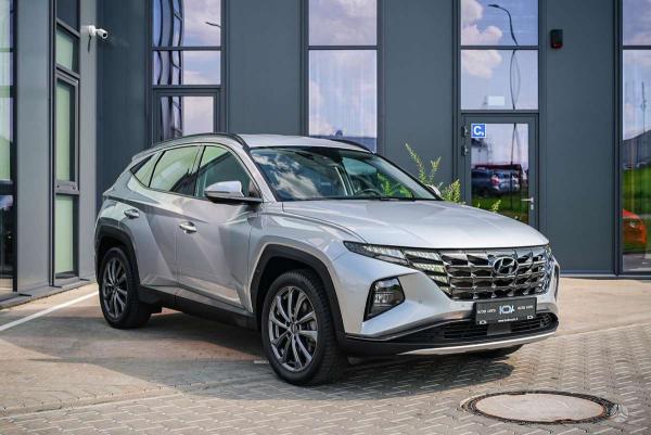 Grey Hyundai Tucson 2024 in Marijampole, with an engine capacity of 1.60 L and mileage of 36 thousand km for 31450 €, photo 1 on AUTOMOTO.COM.LV