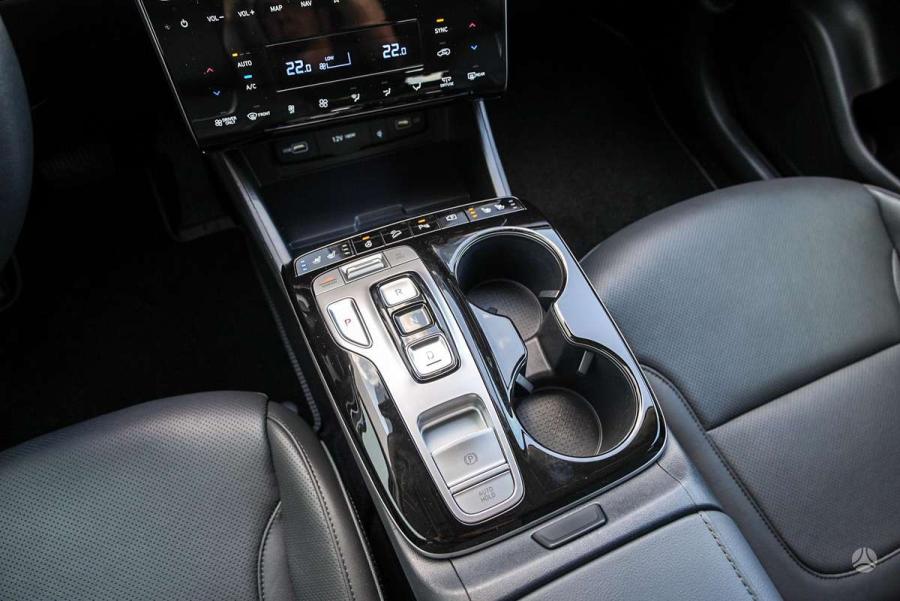 Pelēks Hyundai Tucson 2024 Marijampole, ar dzinēja tilpumu 1.60 L un nobraukumu 36 tūkst. km par 31450 €, foto 24 vietnē AUTOMOTO.COM.LV