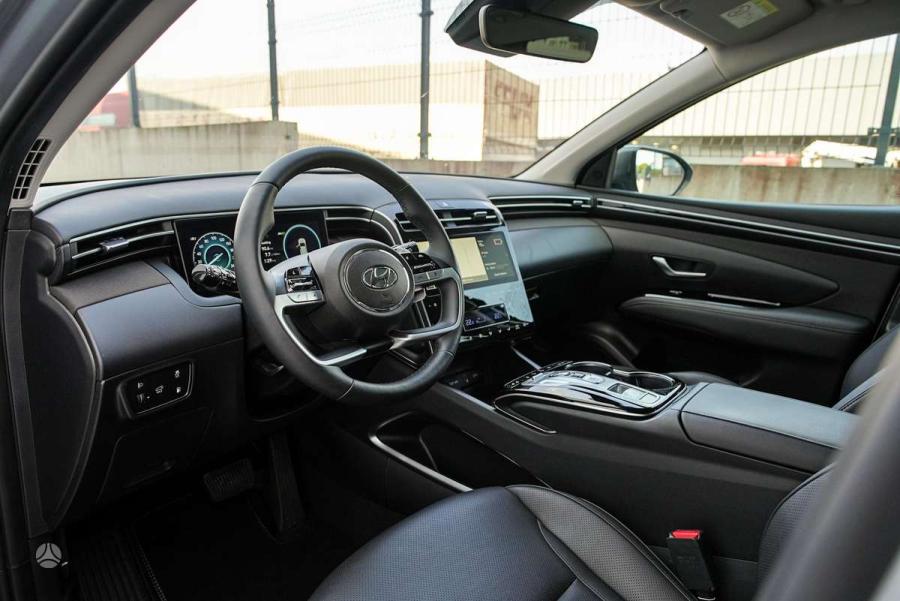 Pelēks Hyundai Tucson 2024 Marijampole, ar dzinēja tilpumu 1.60 L un nobraukumu 36 tūkst. km par 31450 €, foto 32 vietnē AUTOMOTO.COM.LV