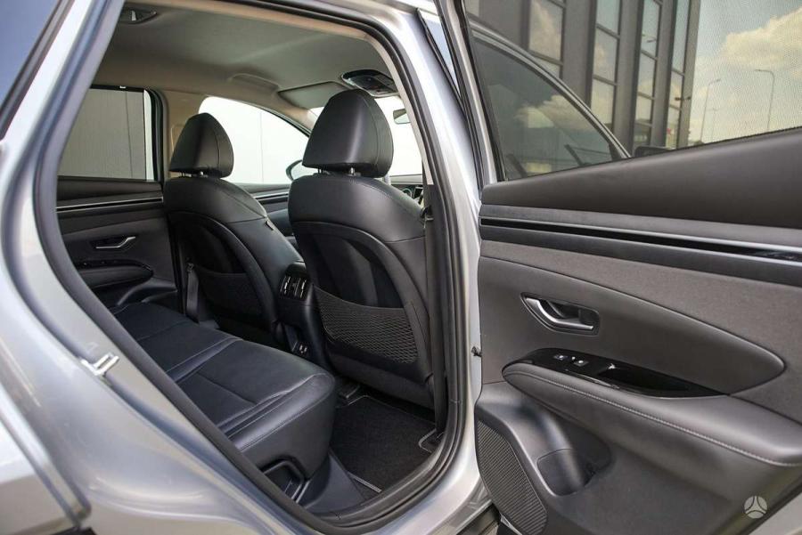 Pelēks Hyundai Tucson 2024 Marijampole, ar dzinēja tilpumu 1.60 L un nobraukumu 36 tūkst. km par 31450 €, foto 42 vietnē AUTOMOTO.COM.LV